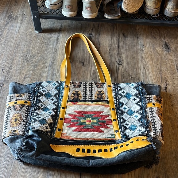 Myra Bag | Bags | Brand New Huge Myra Weekender Bag | Poshmark